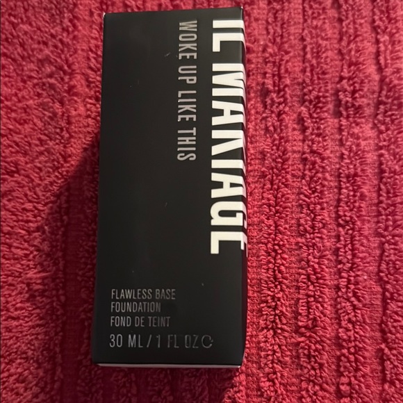 IL MAKIAGE | Makeup | Il Makiage Black And White Foundation Flawless ...